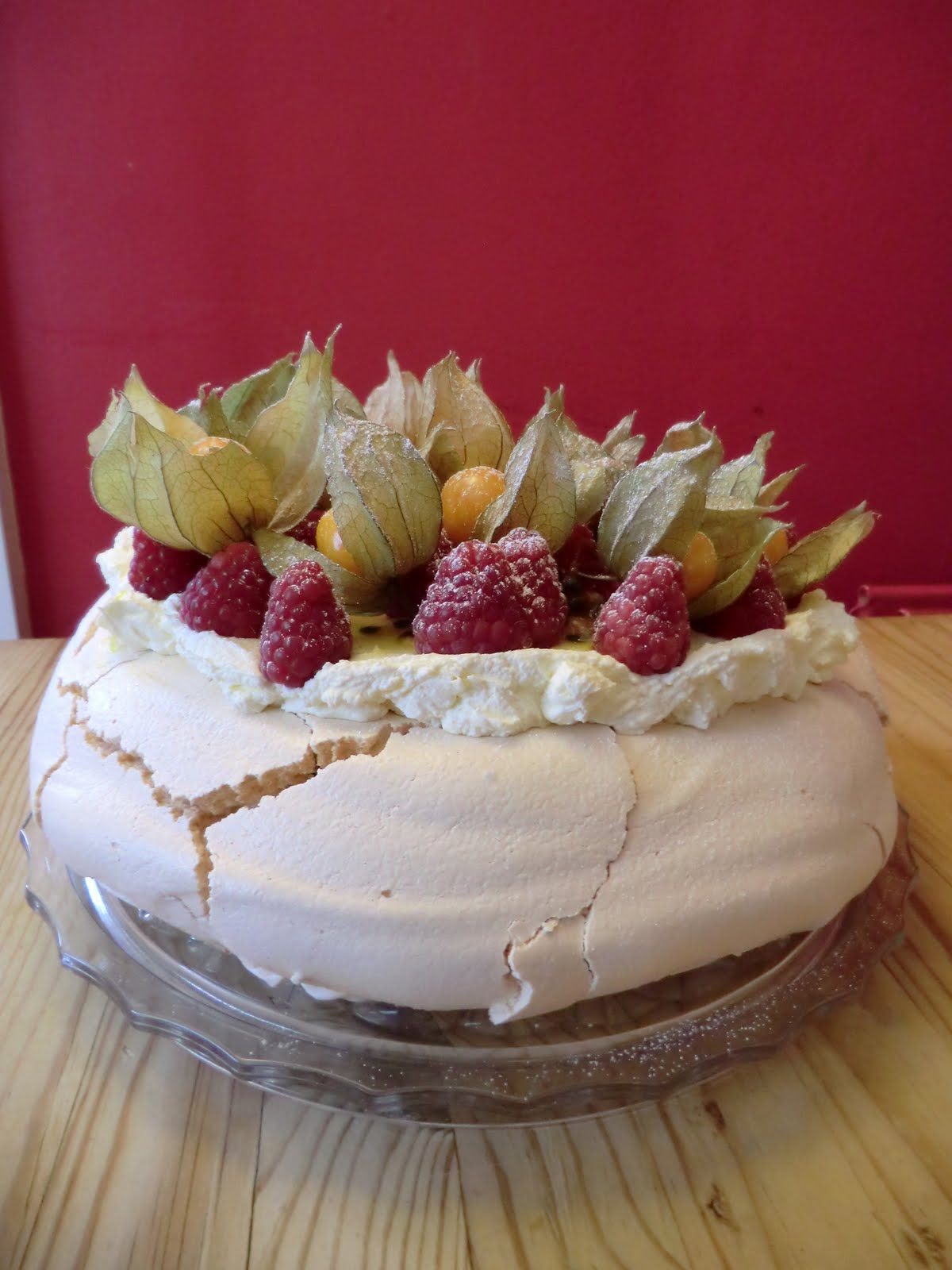 La Cuisine de Sarah: Raspberry and Physalis Pavlova with Passion Fruit ...