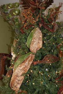 It's the Little Things: How to Layer a Christmas Tree