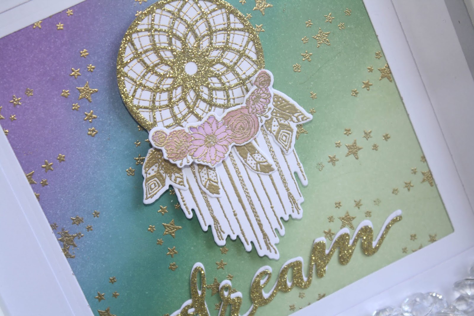 All Things Pretty Craftee: Dreamy Box Frame