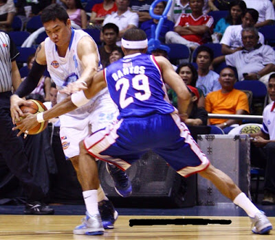 The Official Site Of The Los Angeles Lions: SHOBE RAZ ELIMINATE LA LIONS