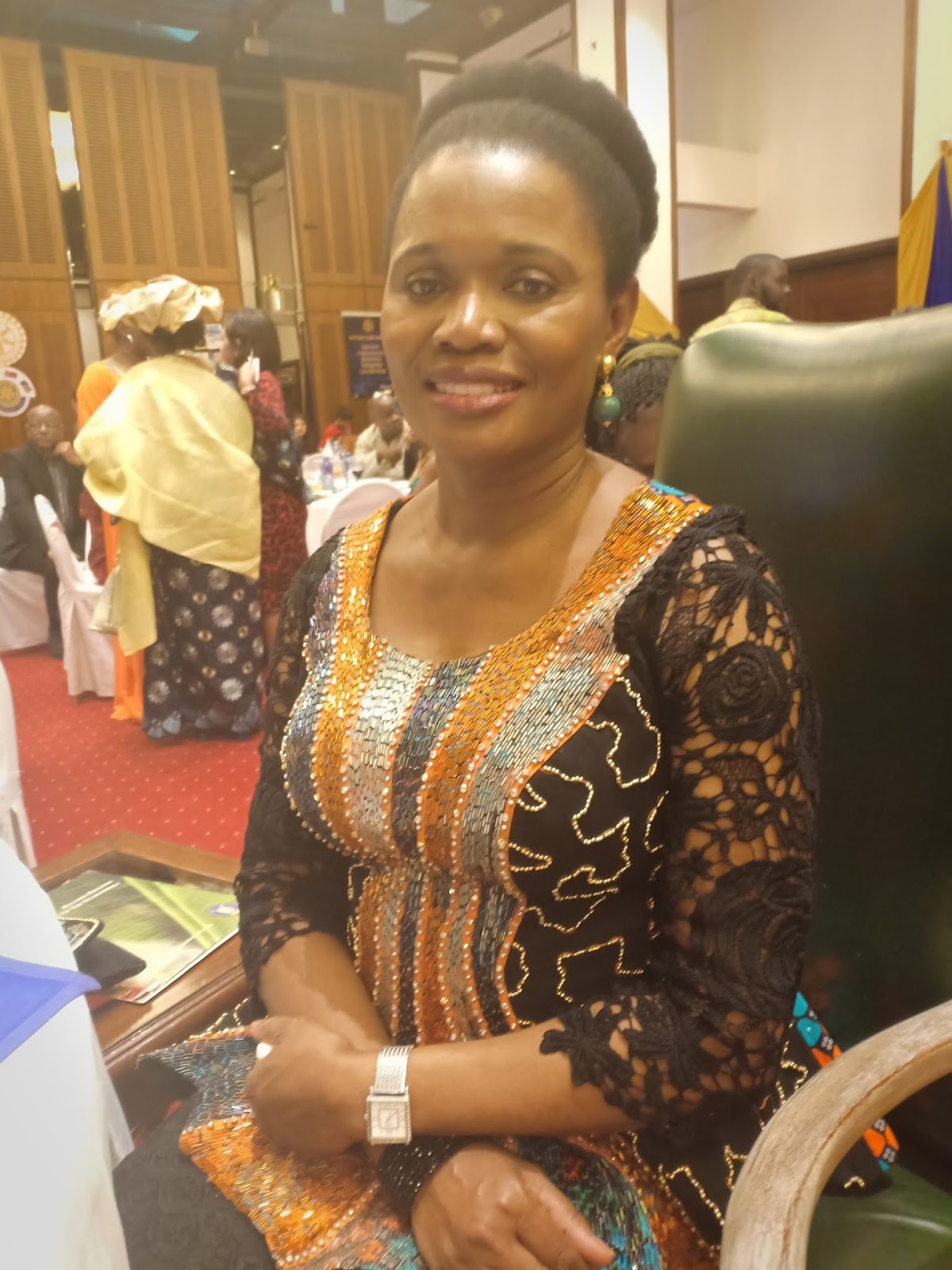 Kenyan Arts Review: AN AFRICAN QUEEN COMES TO TOWN