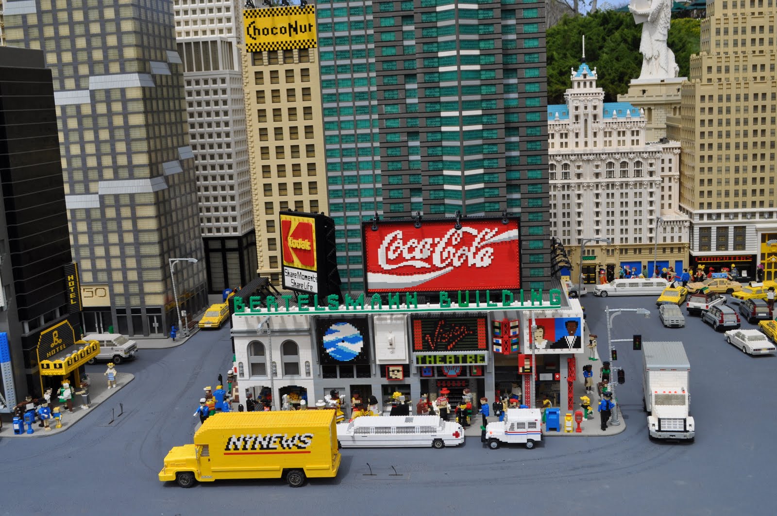 The Patterson Family: Lego Land Mini Cities