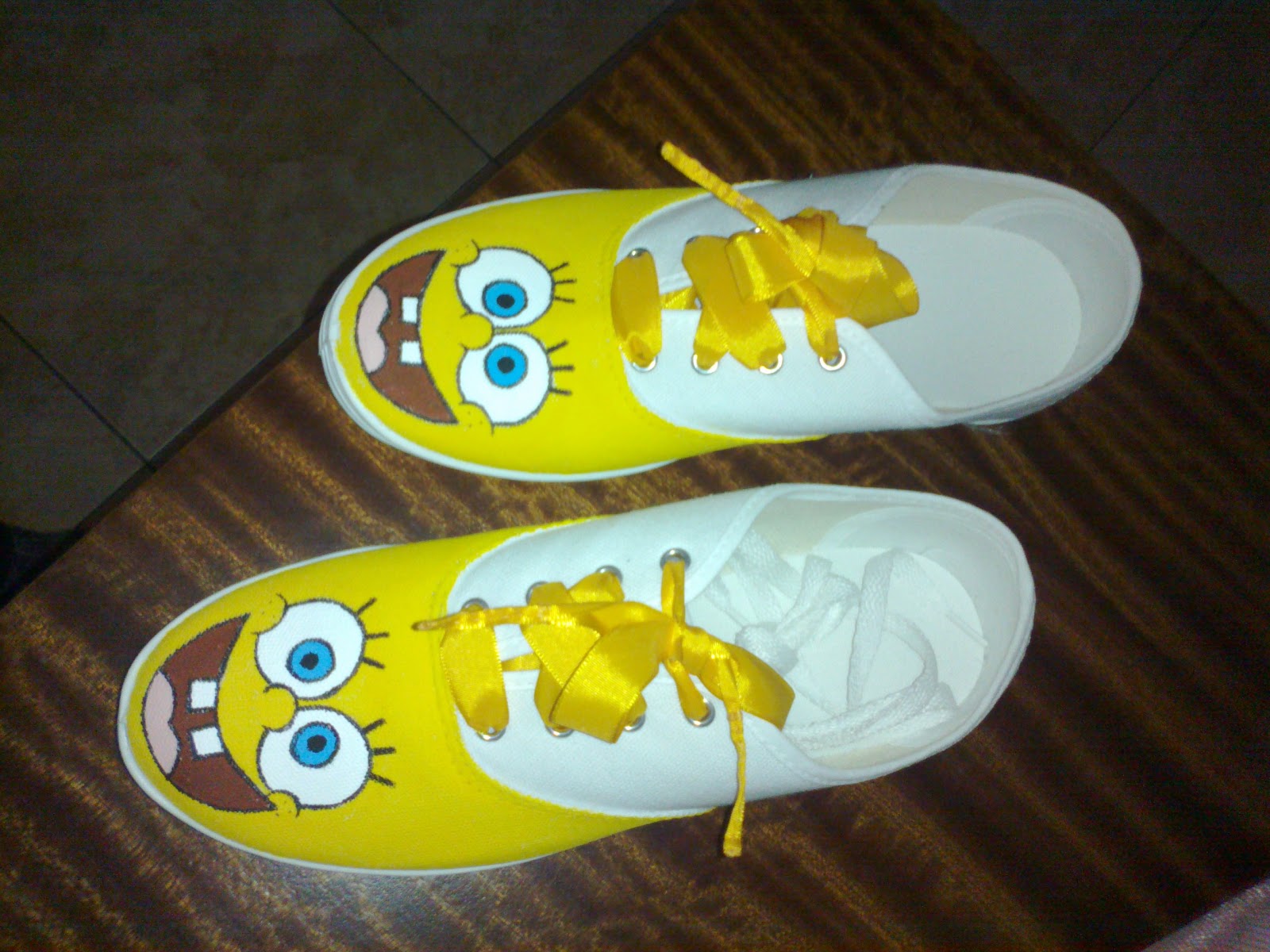 Ainu, Juancho & su pandilla: Zapas Bob Esponja!