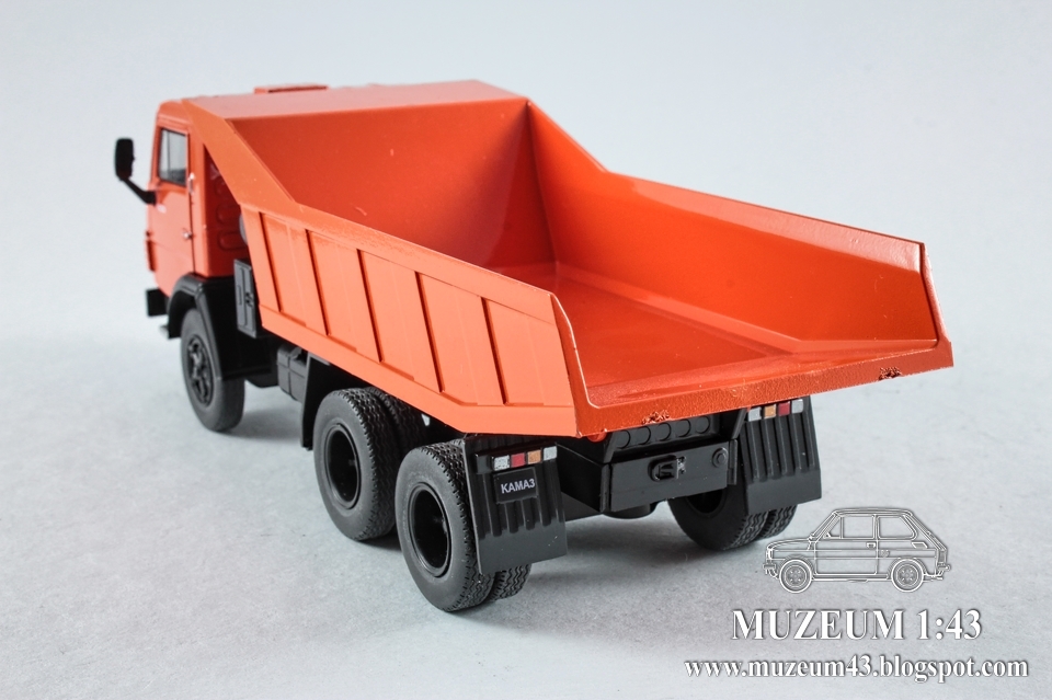 Kamaz 55111 1:43 DeAgostini - Muzeum 1:43