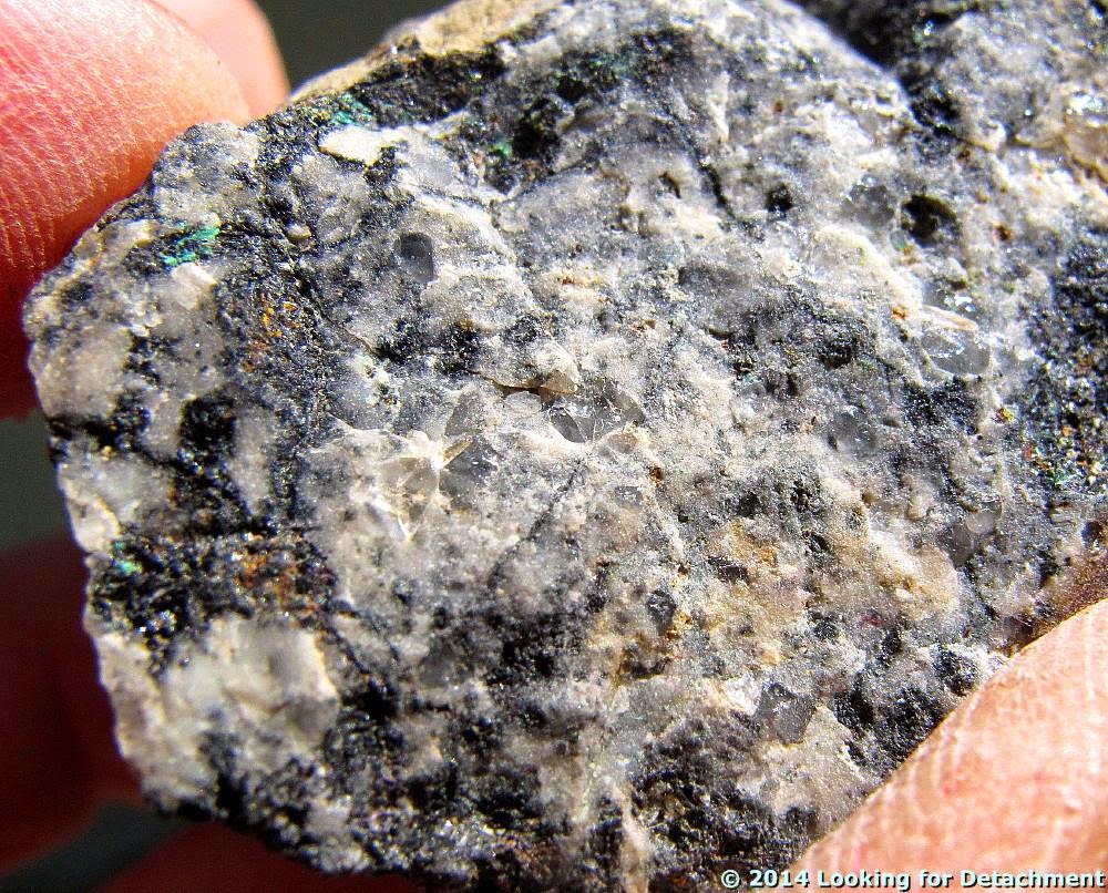 Klasifikasi Batuan Beku - SIAP UJIAN