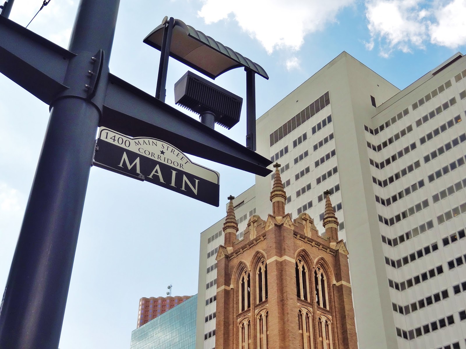 Houston in Pics: First Methodist Church - Historic FUMC Church on Main