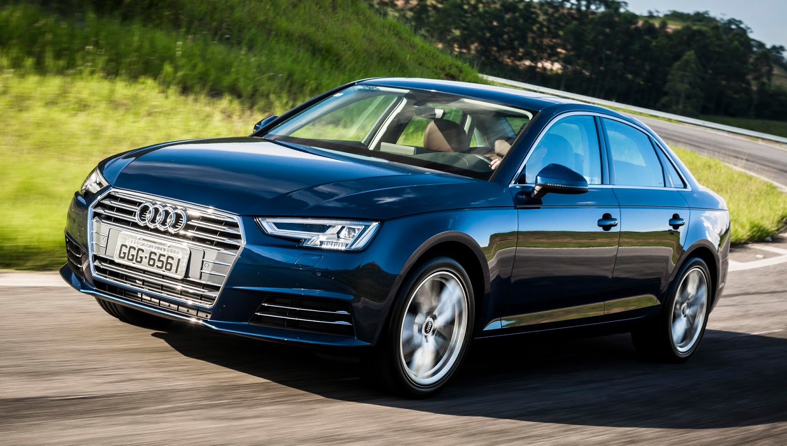 Audi A4 chega ao Brasil totalmente repaginado