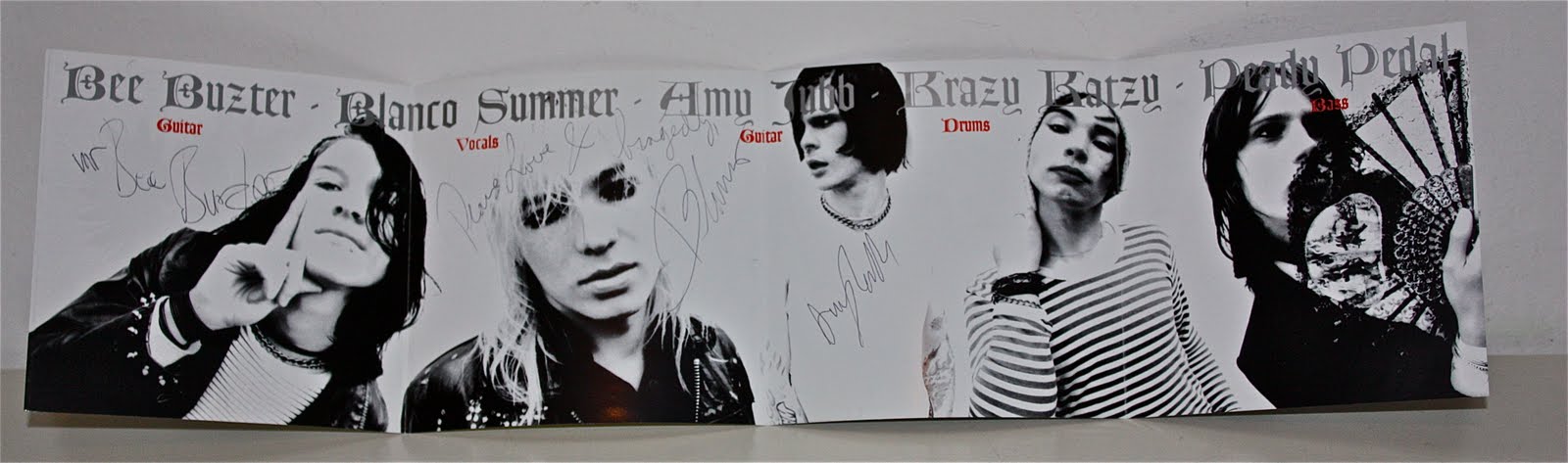 ADDICTED TO ROLL: Silver - Riot 1-2-3 EP [Christiana Rock Records]