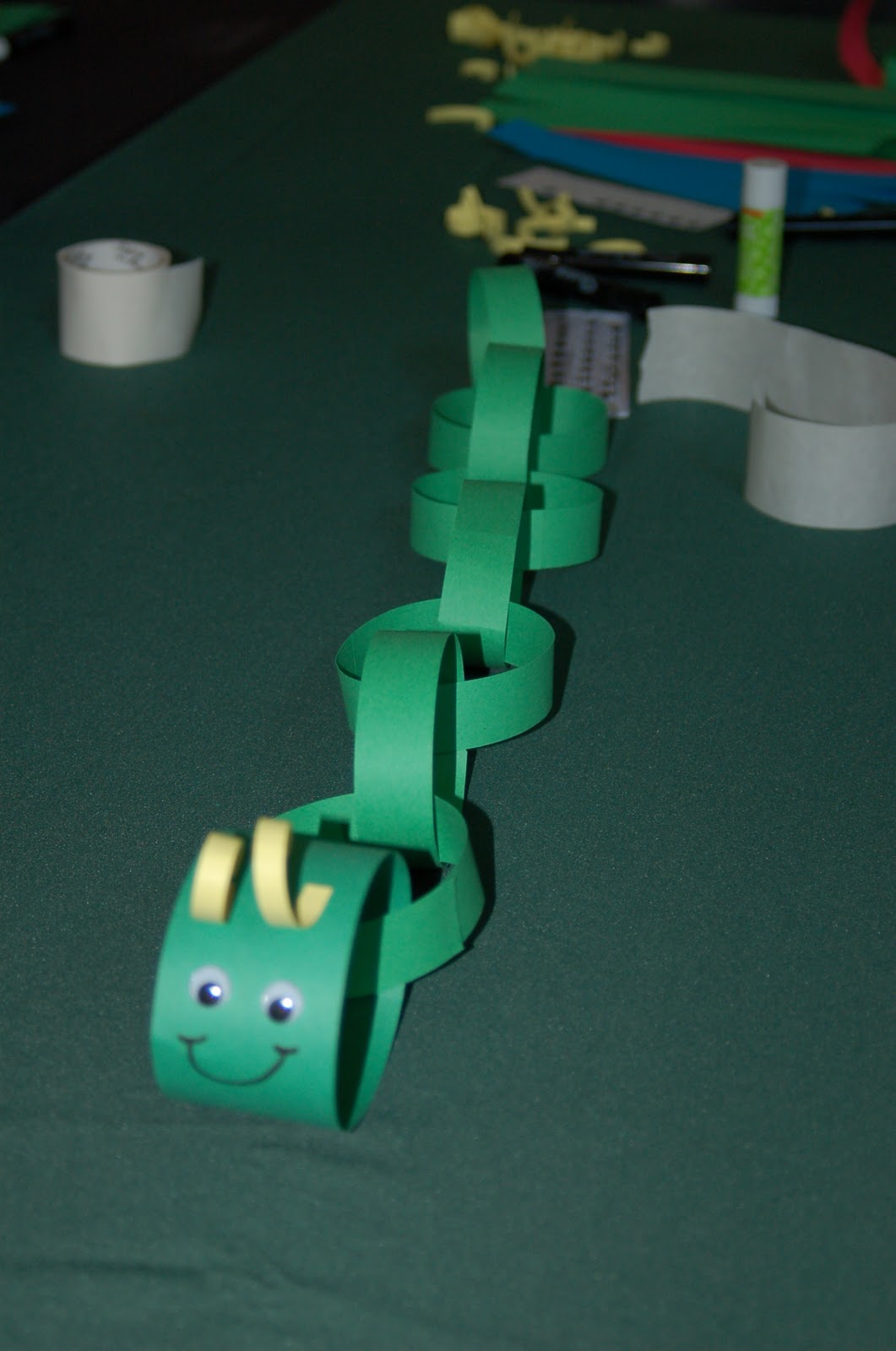 Make Your Own Inchworm