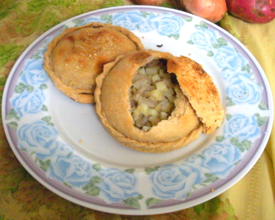 The Art of Uzbek Cuisine: Kartoshka somsa (Samusa with potatoes)