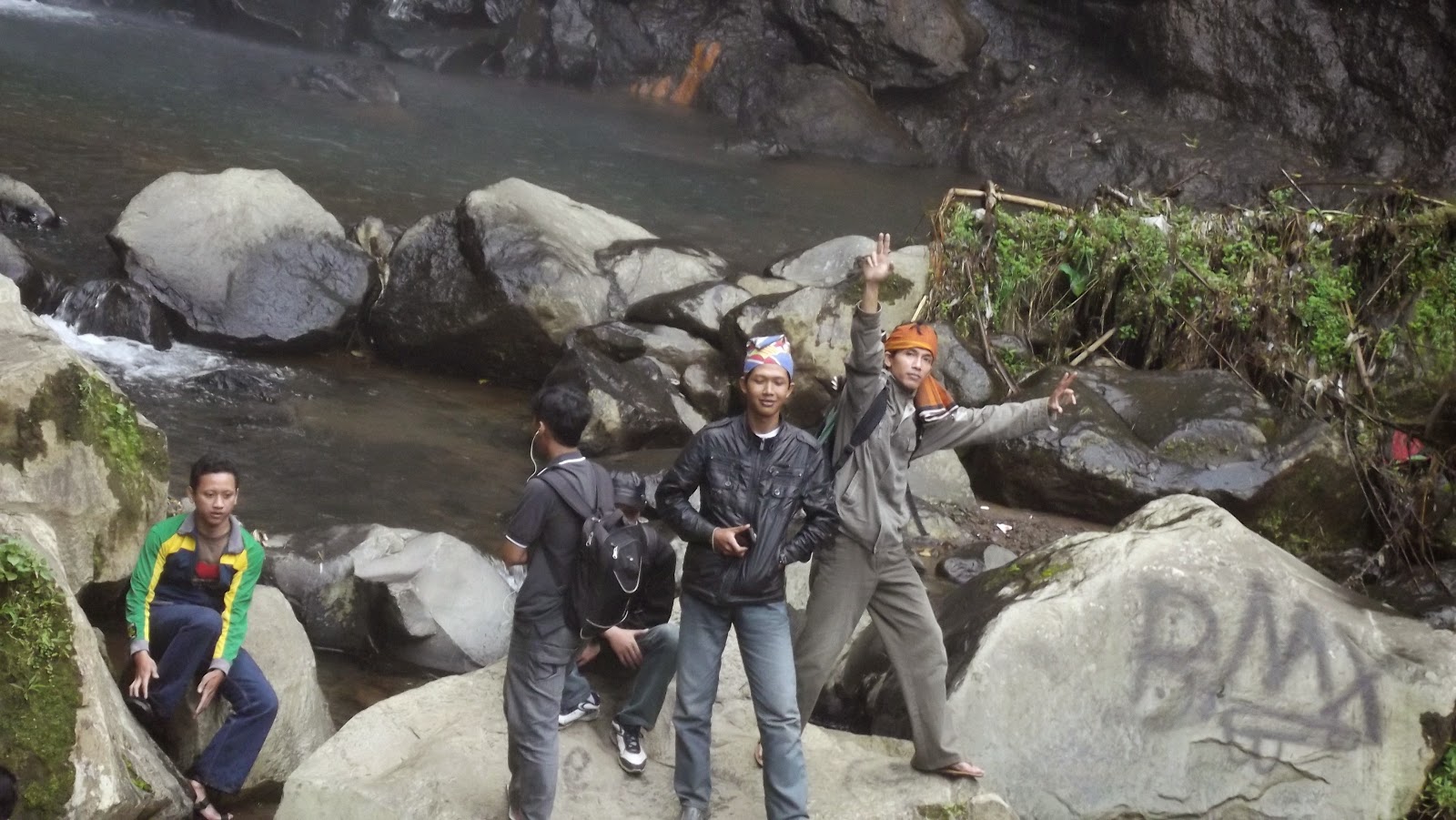 Eksotisme Tersembunyi Curug Silawe Magelang - Lamperan The Explorer