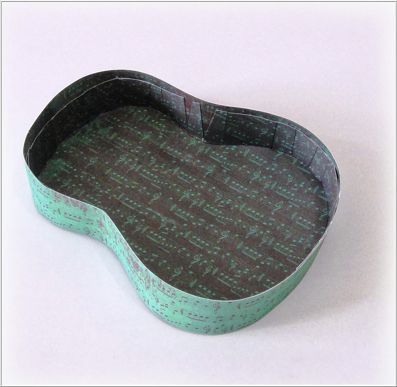 Eu Amo Artesanato: Violão de papel com molde