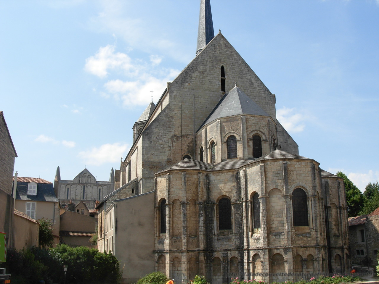 A la découverte de notre patrimoine: Eglise Sainte Radegonde - Poitiers