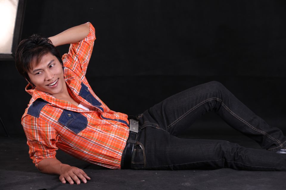 M y a n m a r H u n k s: Min Htike Tan