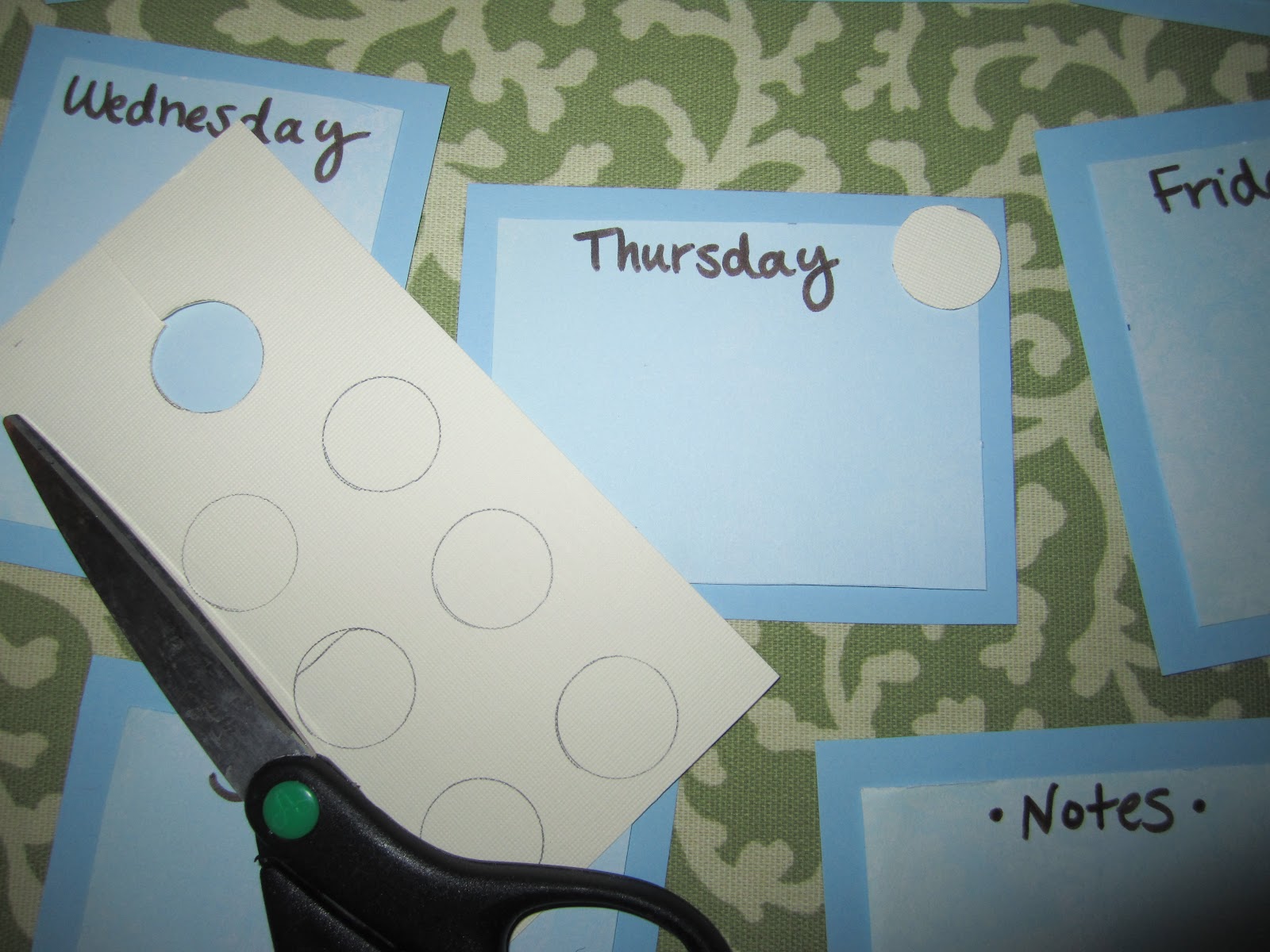 Williams Way: DIY Weekly Calendar