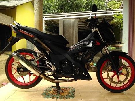10 modifikasi motor honda sonic 150 r bergaya Road race keren