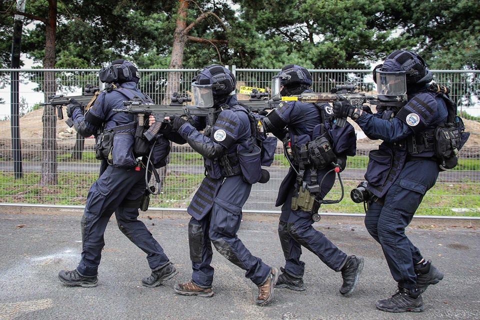 Gsg9 1/87 Unité spéciale: Equipements du GIGN