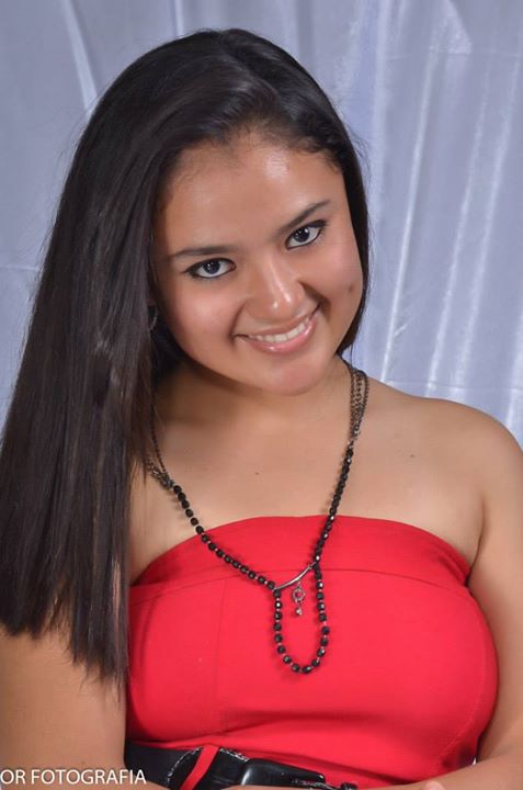 CHICAS LINDAS PERUANAS IMPRESIONANTES