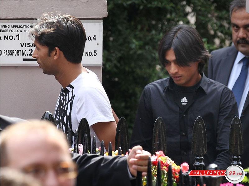 The Cricket Games: Mohammad Aamer Latest Free Wallpapers and HQ Photos