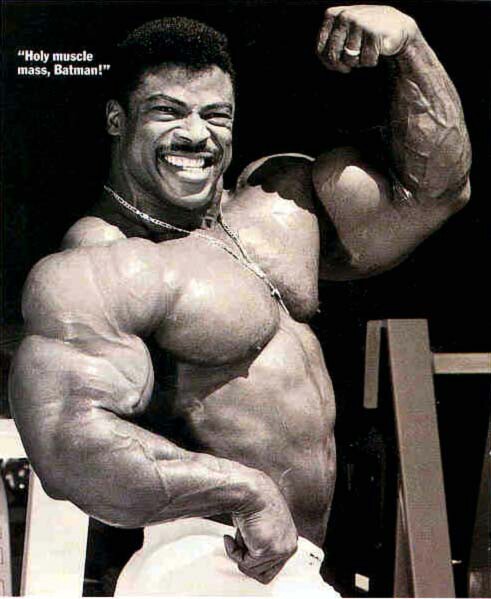 FITNESS&MUSCLE: A FERA DO FISICULTURISMO AARON BAKER