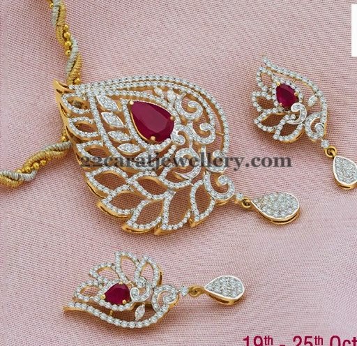 Enchanting Leafy Diamond Locket - Jewellery Designs