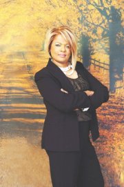 Nancy Lockhart, M.J.: Christine Persaud