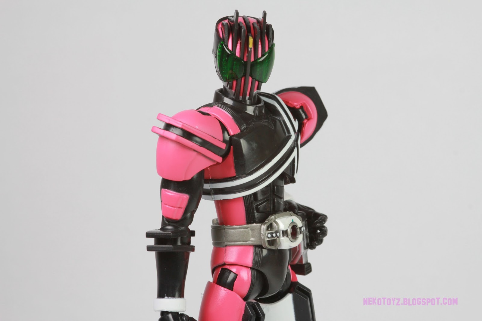 Neko Toyz: S.H.Figuarts Kamen Rider Decade [Violent Emotion] Review