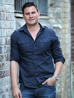 hollywood celeb styles: Kim kardashian Bodyguard Shengo Deane Speaks Up