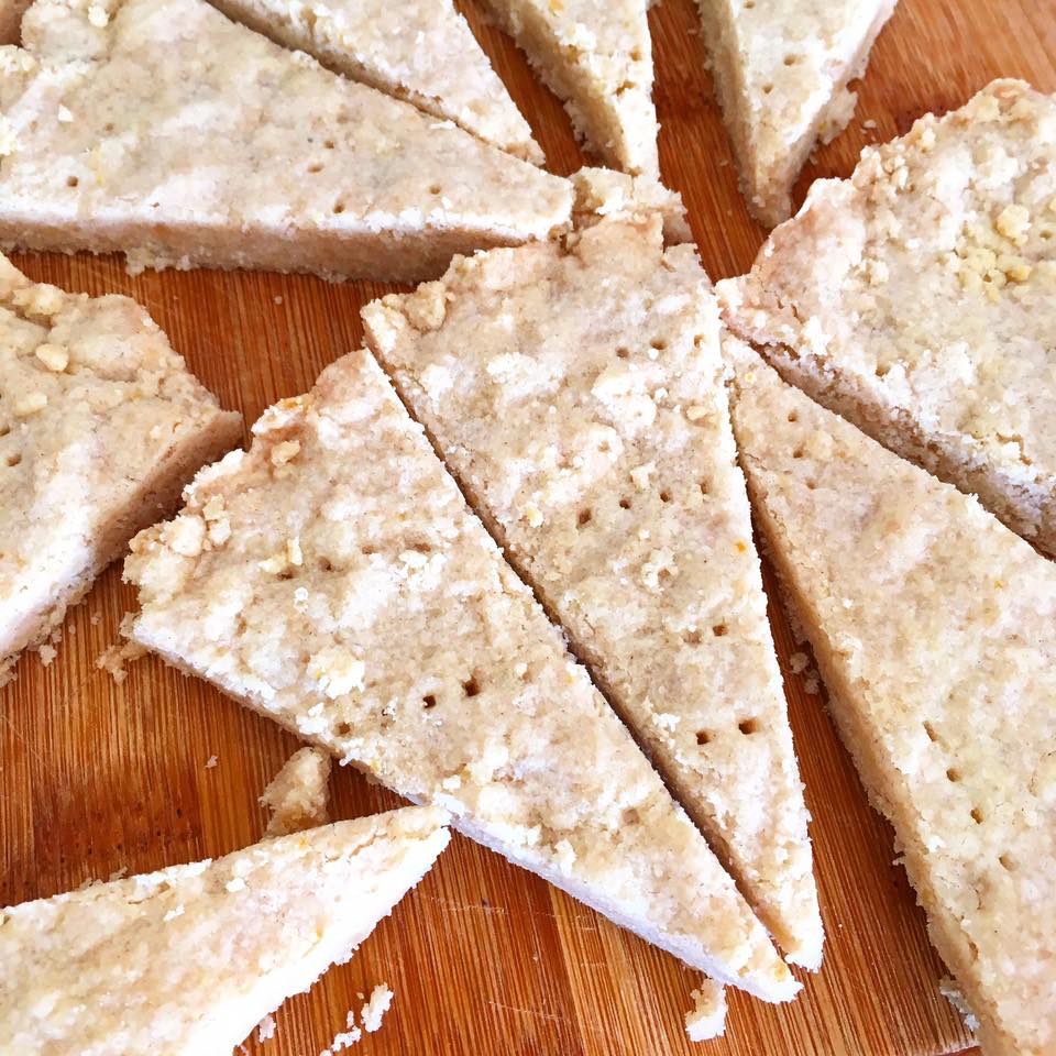 MATTYB BAKES: LULLY LEMON AND GINGER SHORTBREAD
