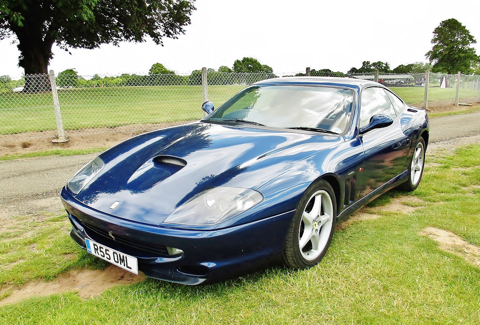 Ferraris and Other Things: Friday's Ferrari