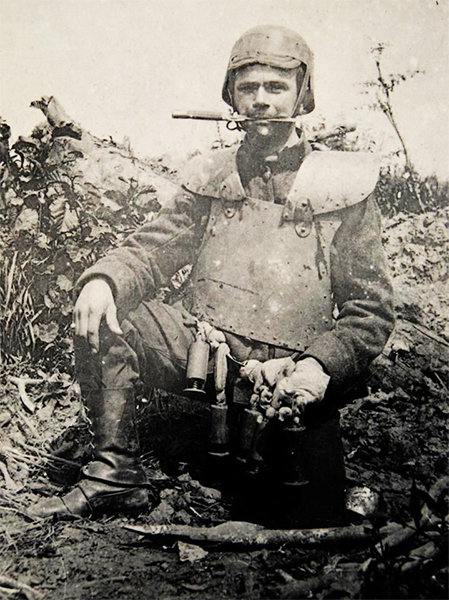 AMO DEL CASTILLO: El origen de los "militari arditi"