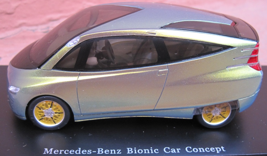 Miniatura 1.43: Mercedes Bionic Car Concept