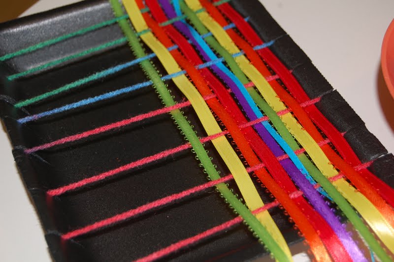 Our Creative Day: Rainbow Weaving