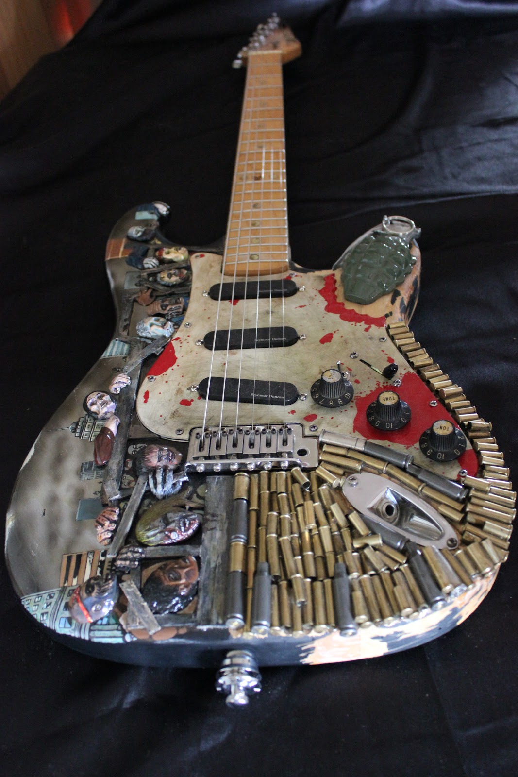 TRAVIS STEVENS GUITARS