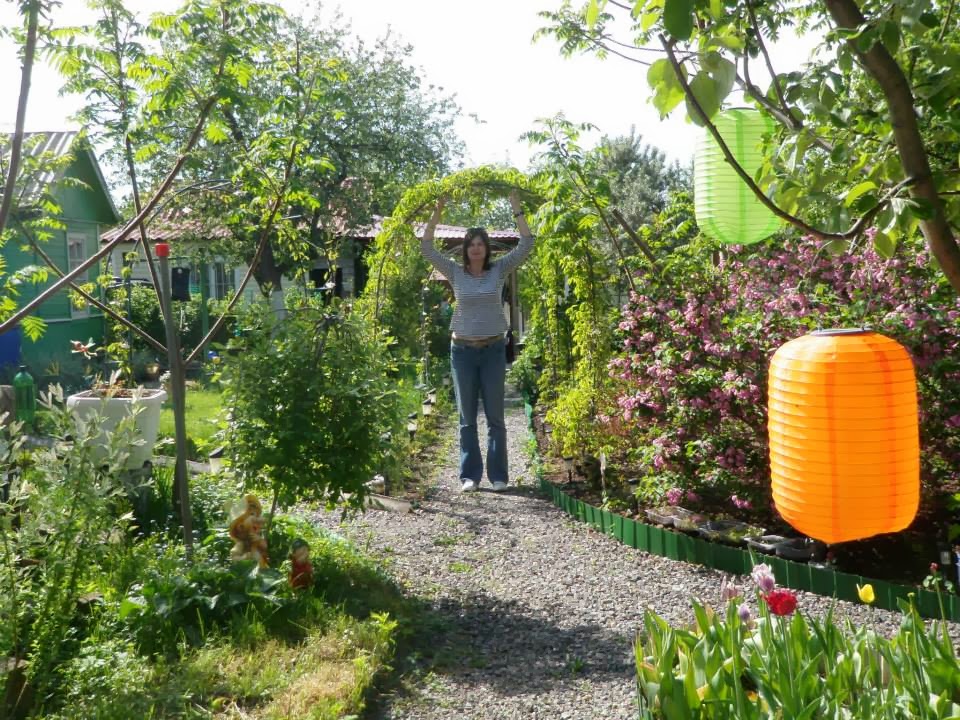 Think Global, Garden Local: Russian Dacha Gardening