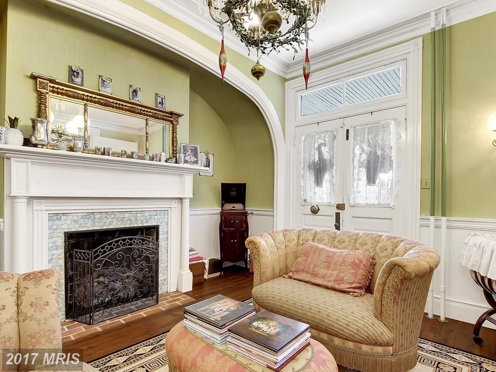 Sweet House Dreams: Schultz House/Oak Ridge Academy, 1837 Victorian in ...