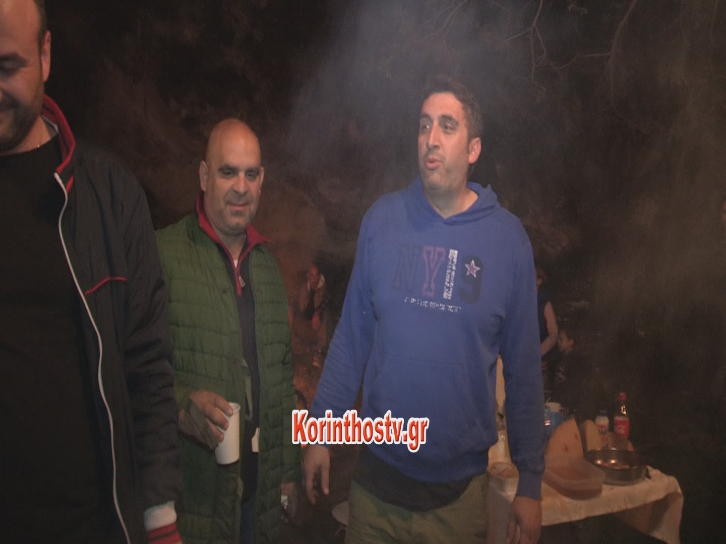Με μεγάλη επιτυχία πραγματοποιήθηκε το εθιμο με τις ”Φωτιες”στην ...