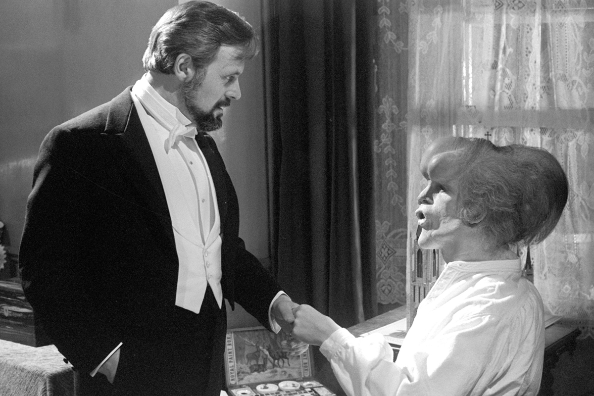 Cinemateca da Saudade: Filme: "O Homem Elefante" (1980), de David Lynch