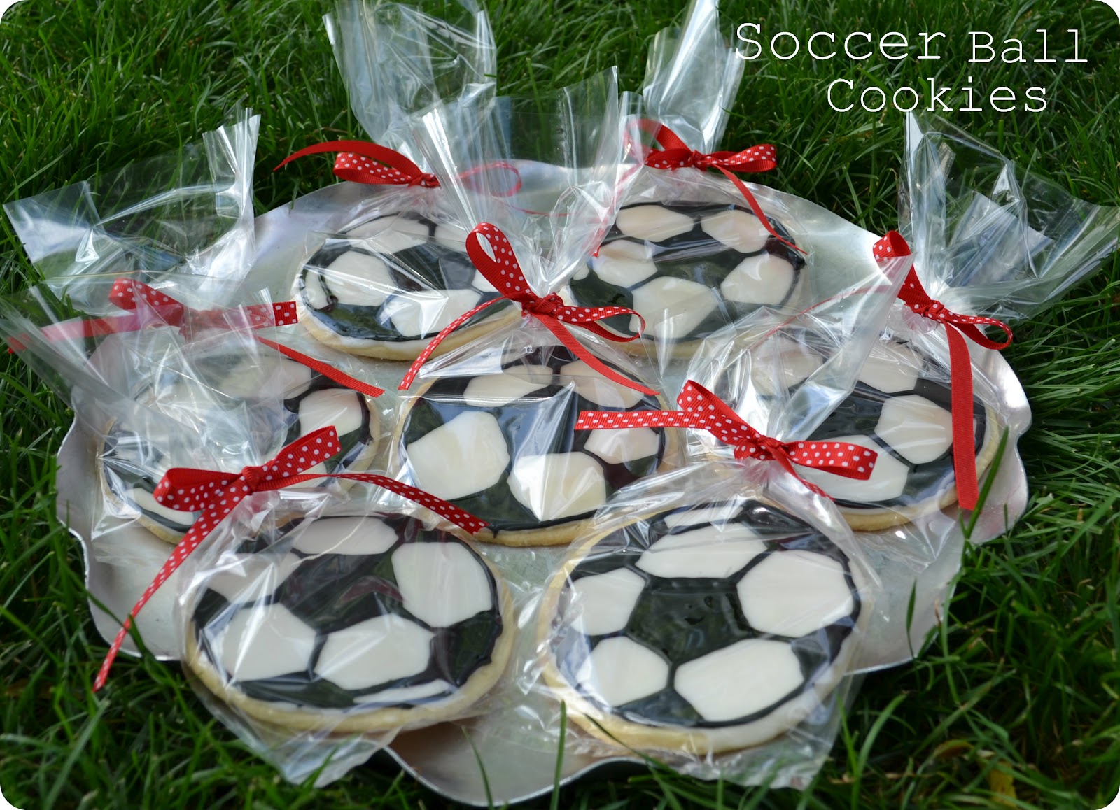 Potlucks on the Porch: How to Make Soccer Ball Cookies
