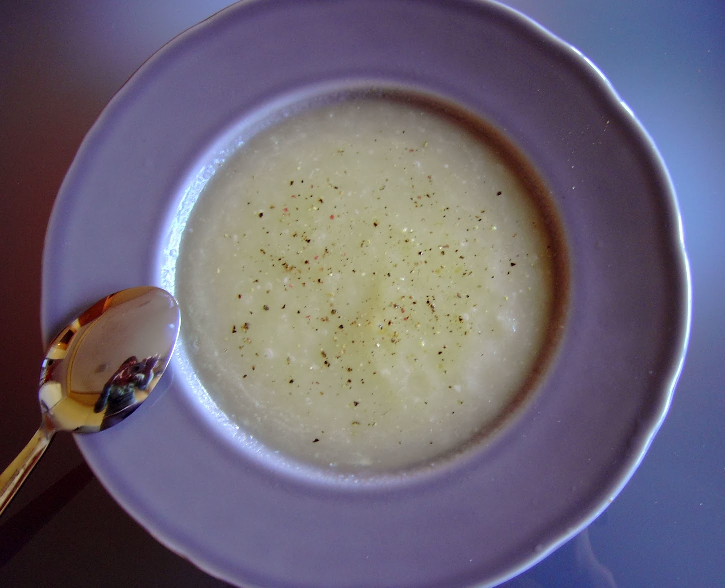 Comida para una: crema de calabaza patisson