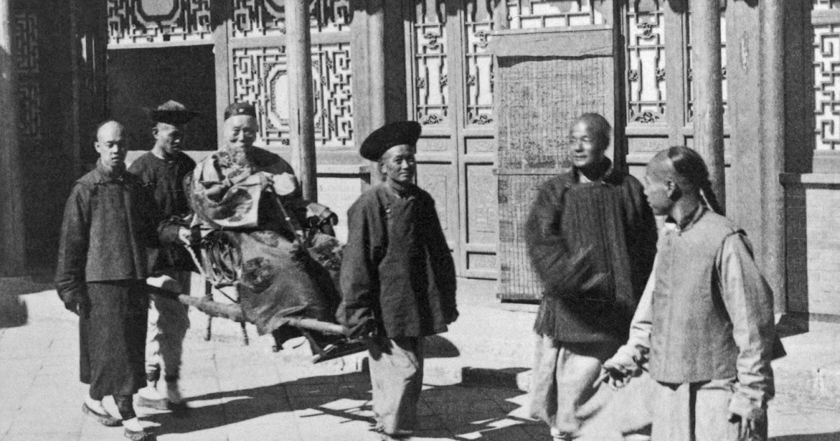History in Photos: Vintage China