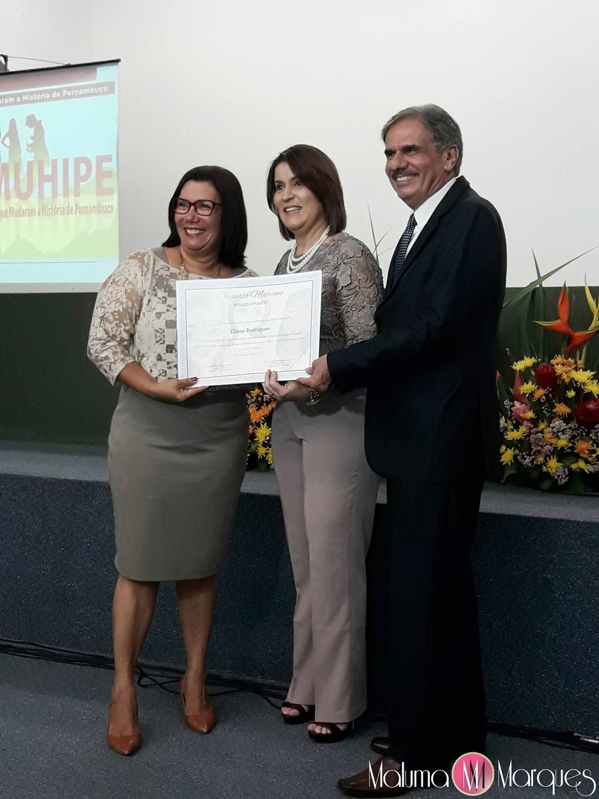 Eliane Rodrigues foi umas das homenageadas do livro Mulheres que ...
