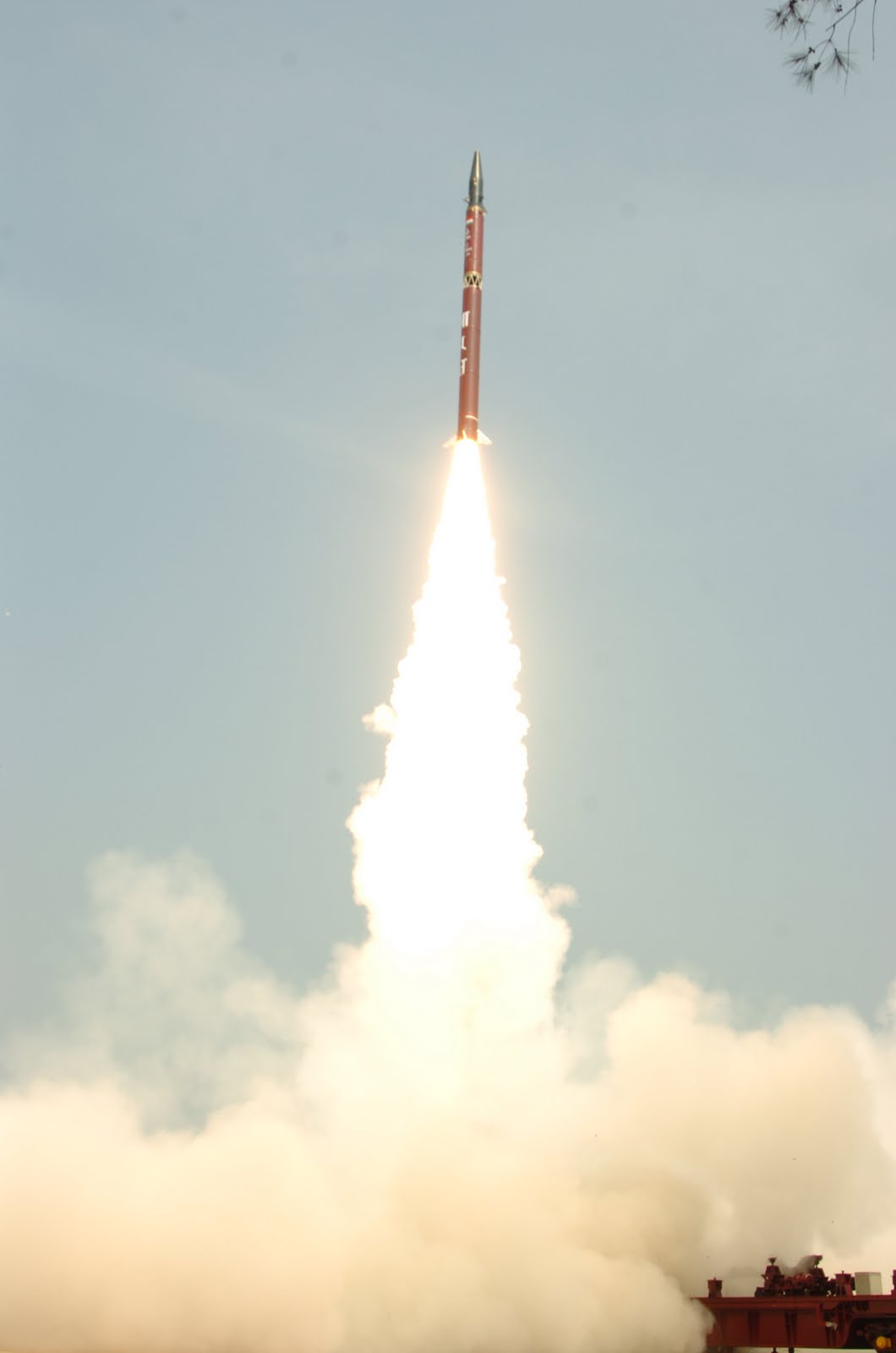FIRST PHOTOS: Today's Agni-II Launch - Livefist