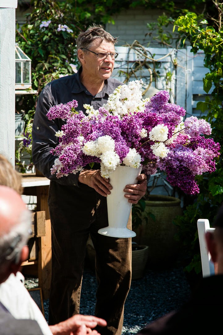 My loving home and garden: VILD med syrener