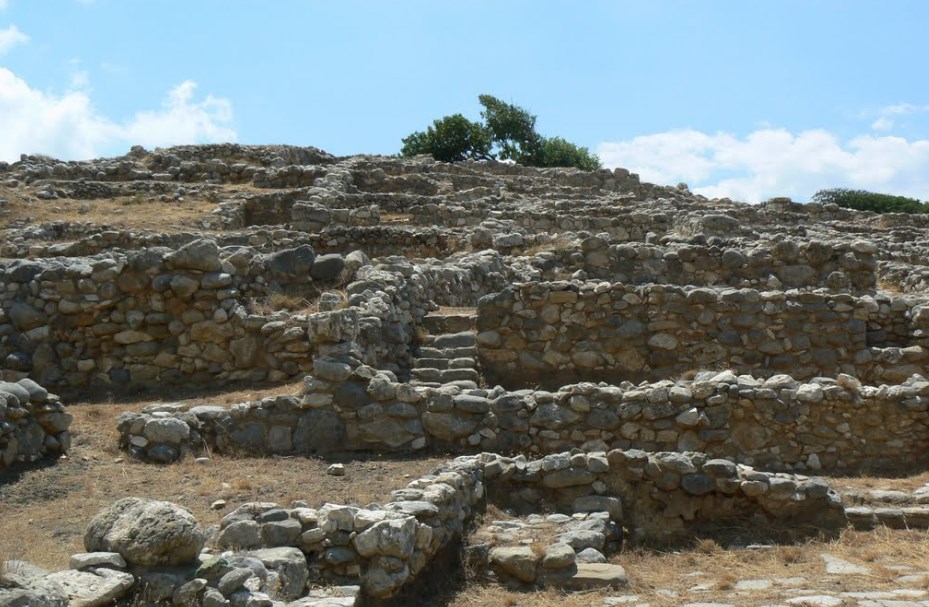 ArqueoLugares: GURNIA prox. Agia Nikolaos. Isla de Creta. Grecia.