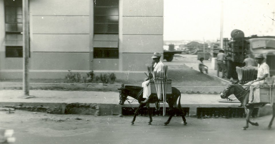 Black and White Snapshots That Capture Daily Life of Venezuela in the ...