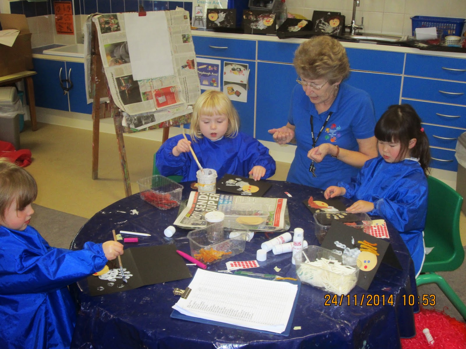 Mitton Manor Pre-School and After School Club: Feeling Festive!
