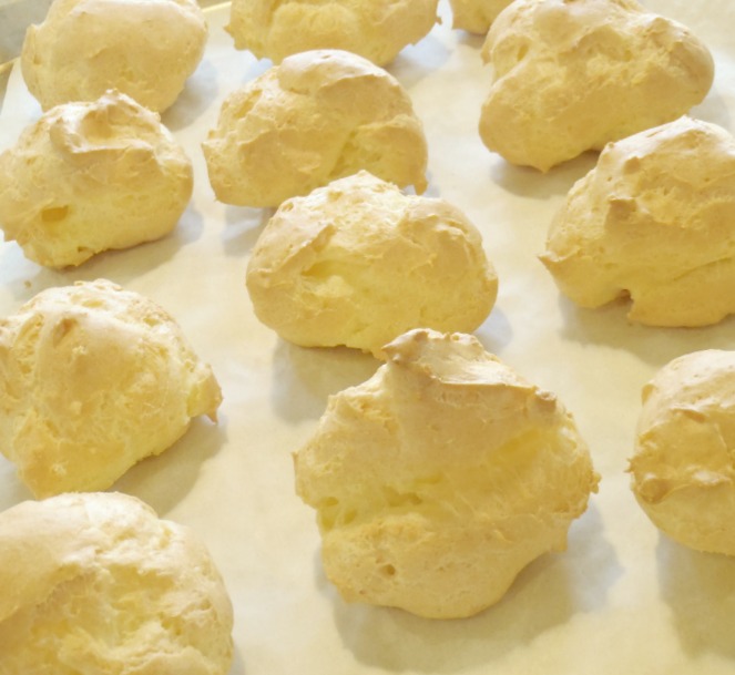 Aunt Peg's Recipe Box: Basic Cream Puff Shells