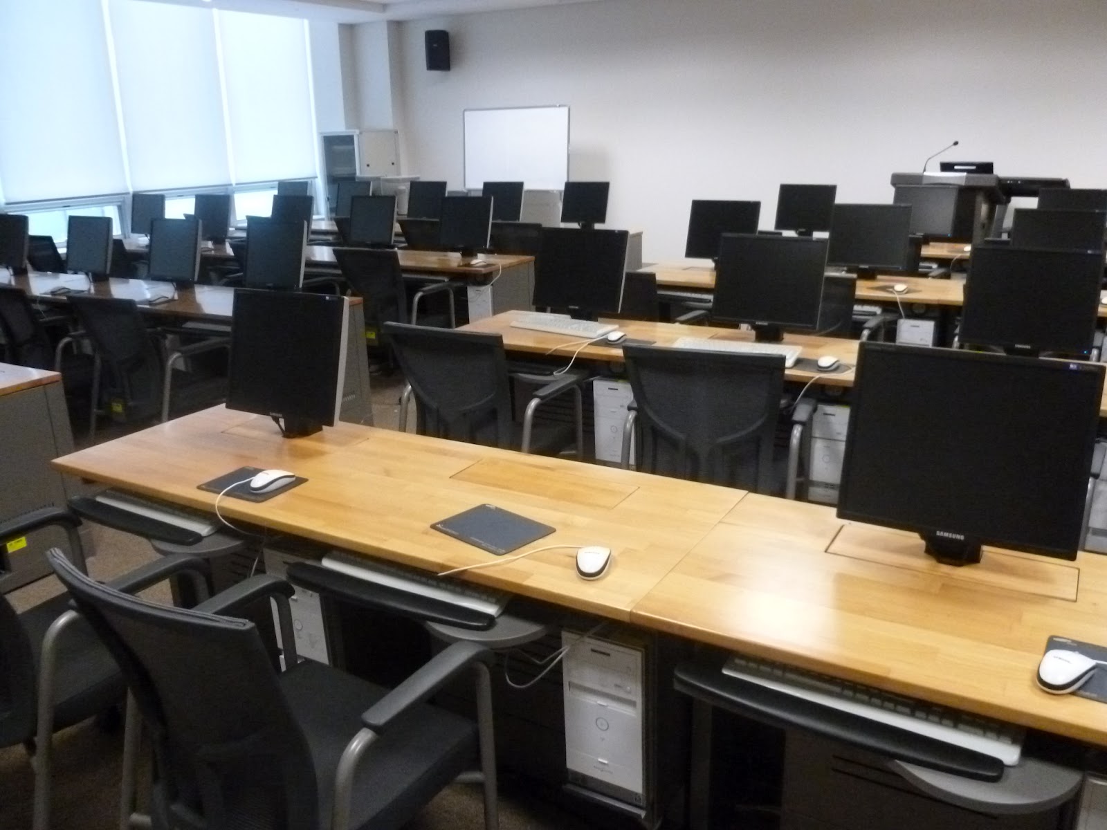 Exploring Learning Spaces and Libraries in Asia: Yonsei University Library