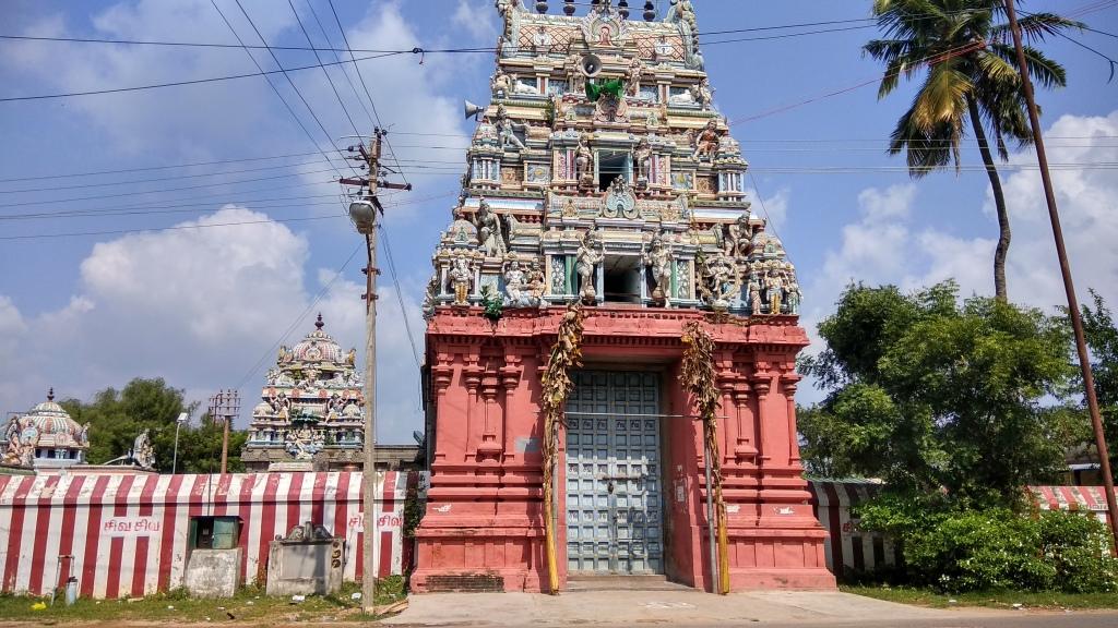 Pondicherry Tourism: Swarnapureeswarar Temple, Nallathur, Cuddalore